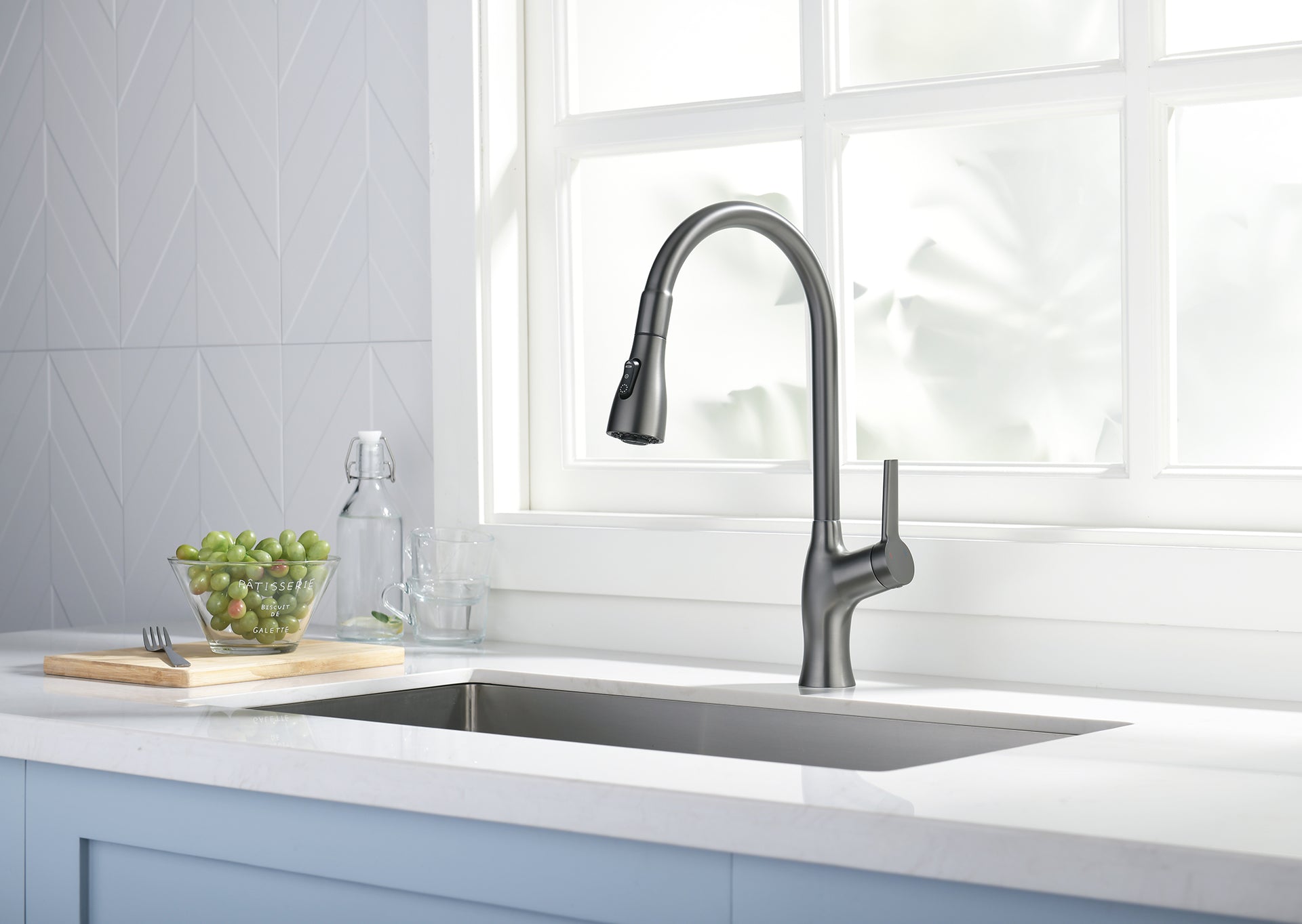 Stainless Steel Pull-Down Single Handle Kitchen Faucet – Lefton Home