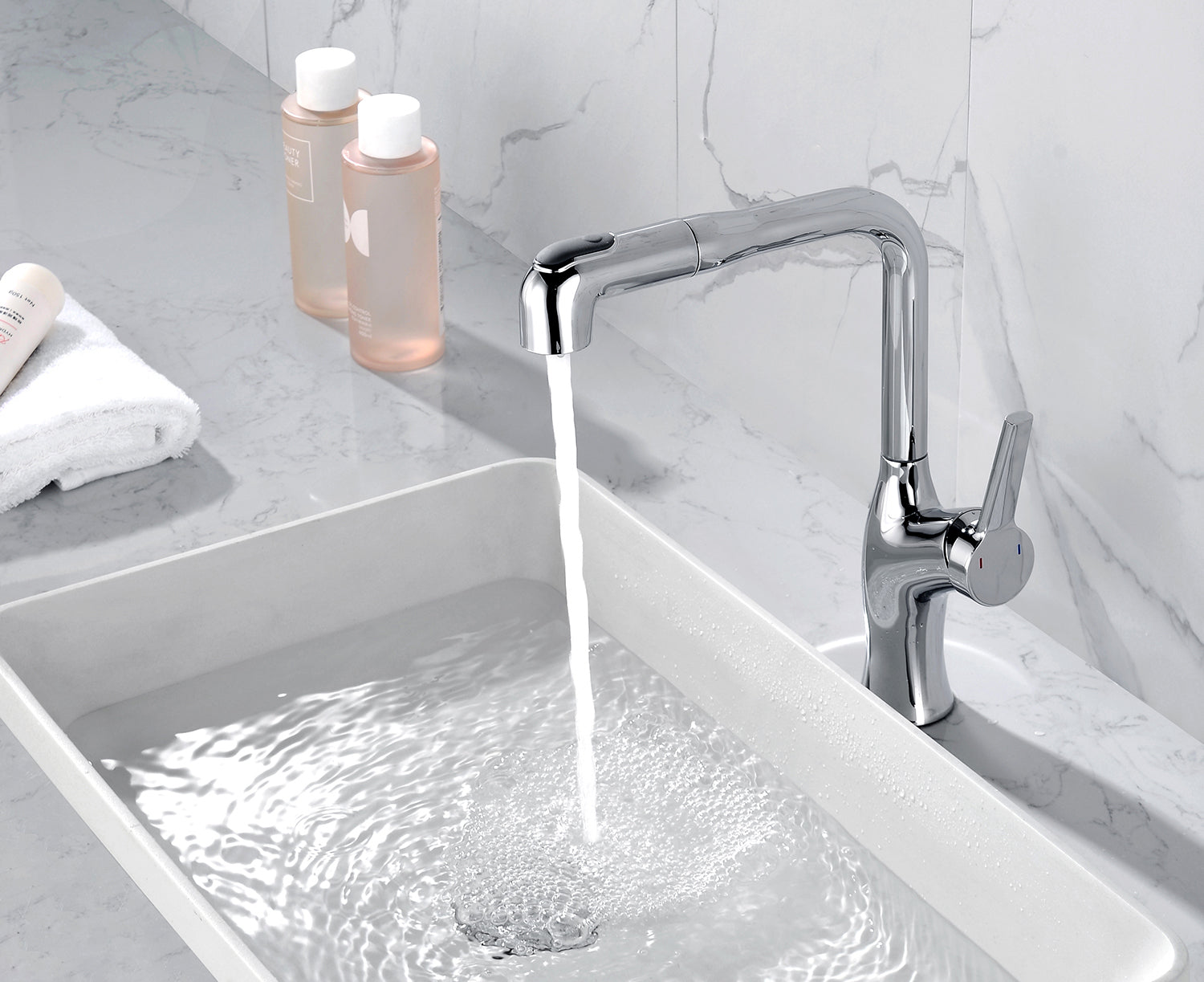Recertified Lefton Modern Rotatable and Pull-Out Bathroom Faucet ...
